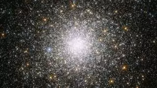 Ang teleskopyo ni Hubble gipadala sa yuta nga nakapaikag sa usa ka shot sa usa ka bola star star cluster Mesier 75