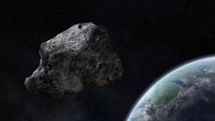 Is féidir le heachtrannaigh an talamh a leanúint ó asteroids comh-orbital