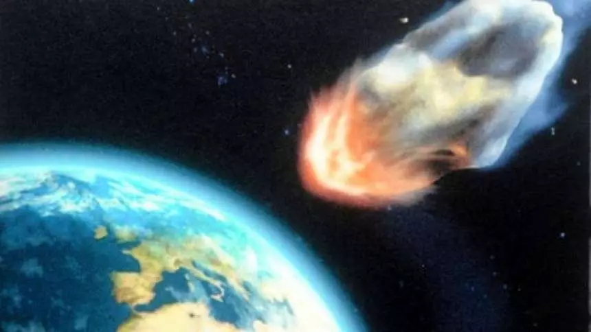 Znanstvenik: Asteroidi se vsak teden približajo Zemlji