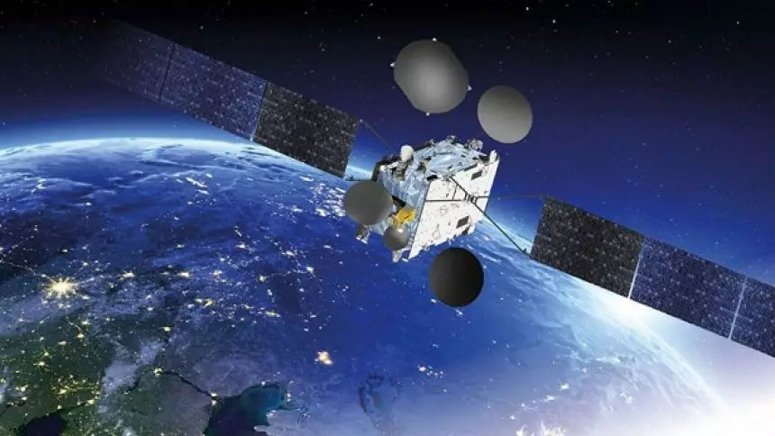 Satélite russo "monitor-e1" queimado na atmosfera