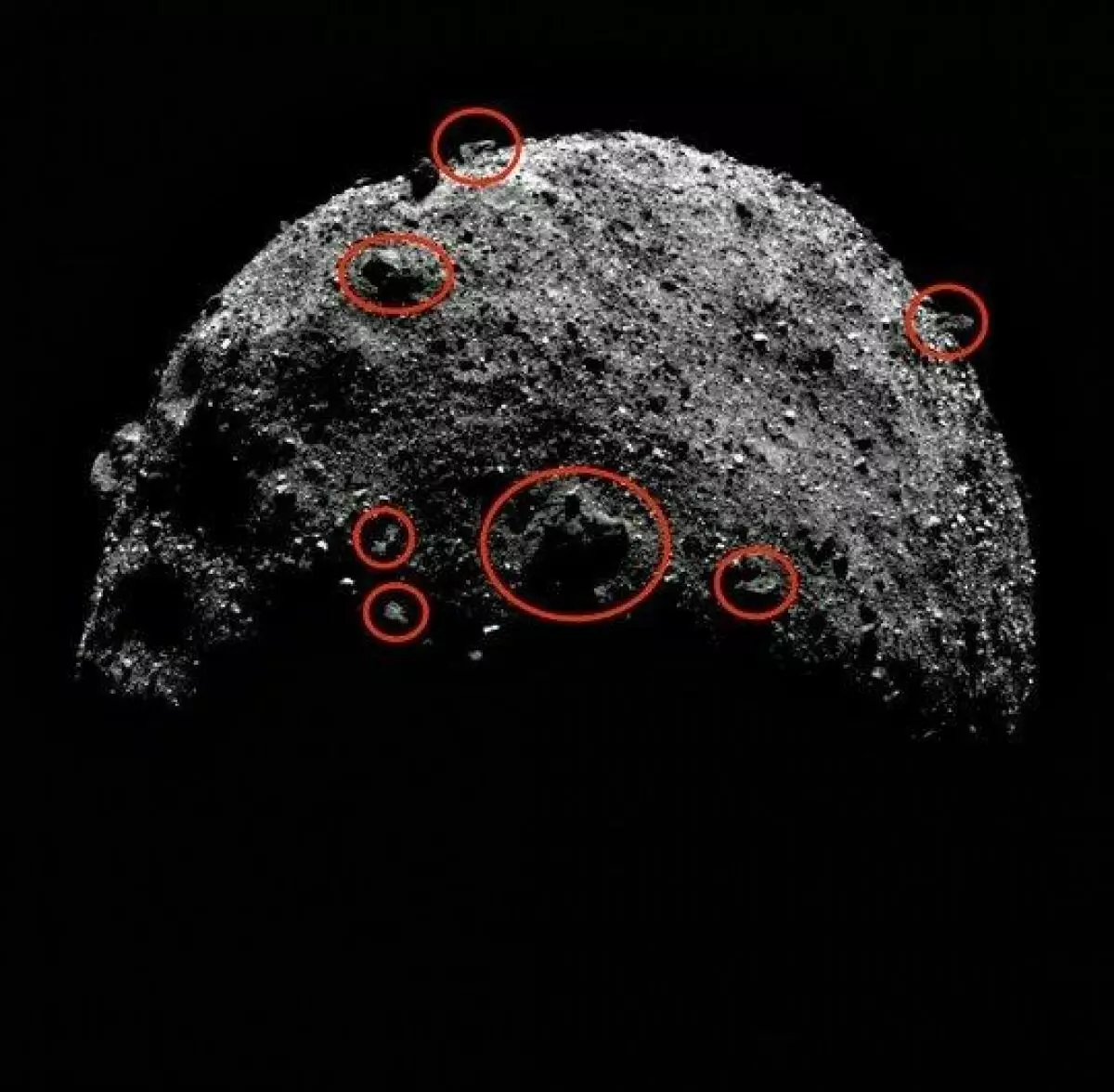 Léirigh Waring Scott pictiúir le heachtrannaigh ar Beno asteroid