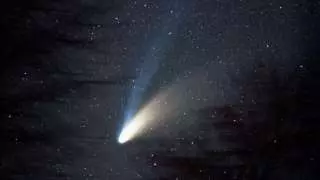 Gruodžio 16 d. Comet 46r / Virnaanna kuo arčiau Žemės