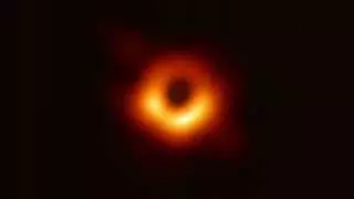 Аутори првог у историји фотографије црне рупе добили су три милиона долара