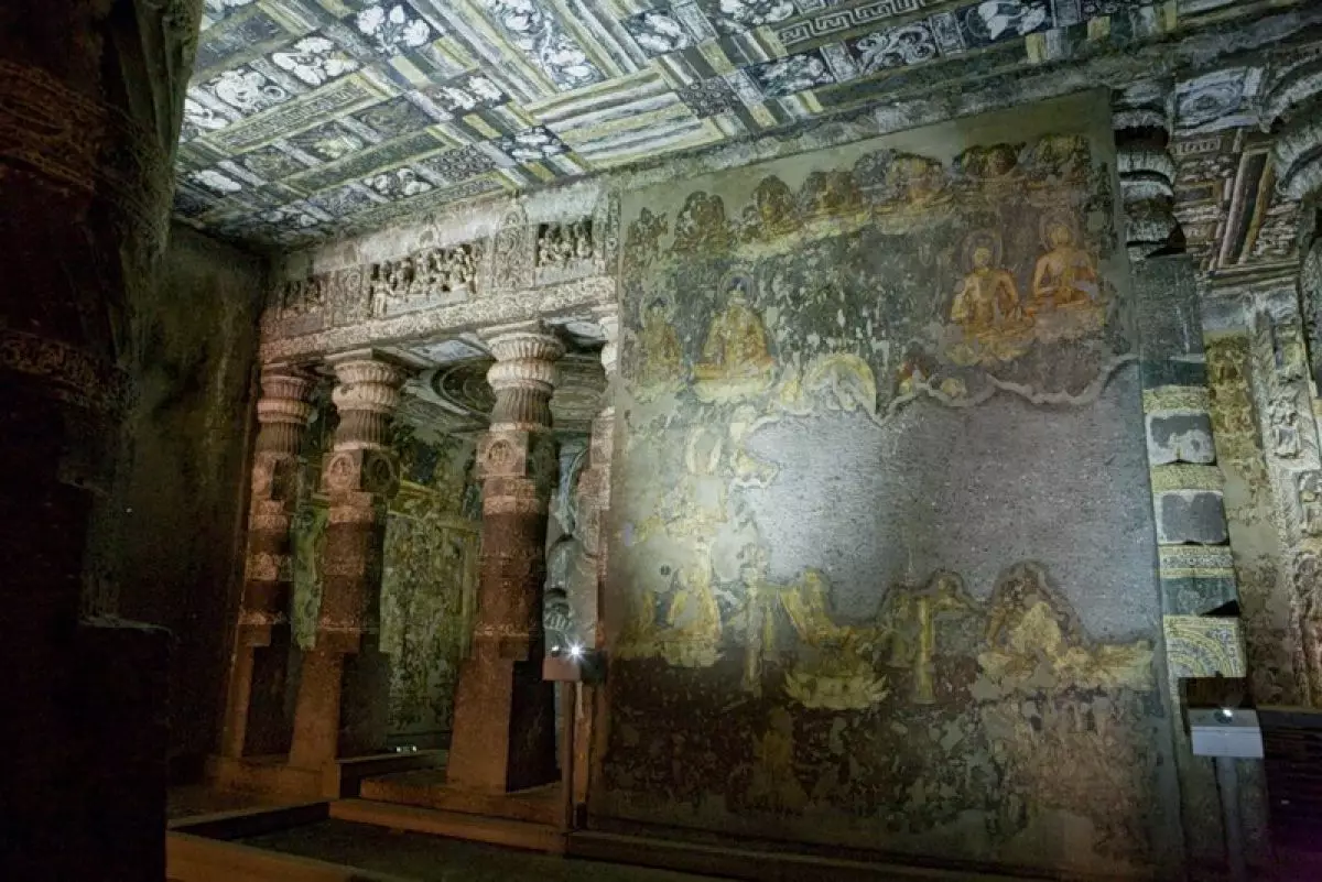 Temple Ajanta - Coves misterioses amb un interior impressionant