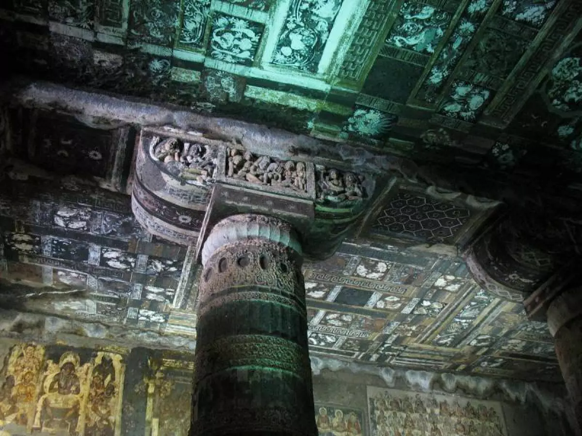 Temple Ajanta - Coves misterioses amb un interior impressionant