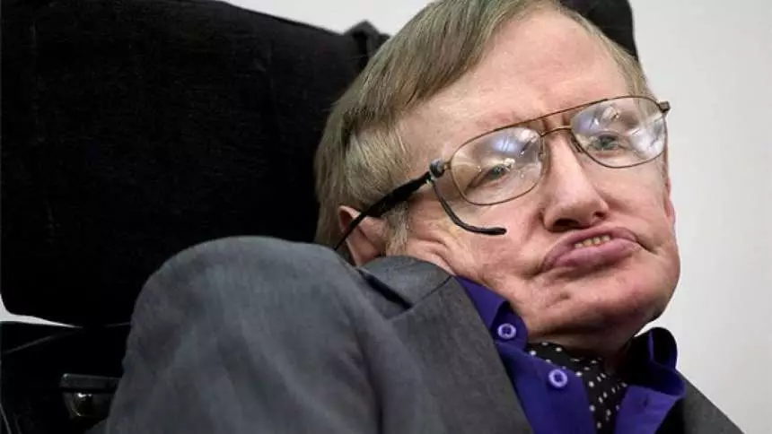 លោក Stephen Hawking ព្យាករណ៍ពីការបាត់ខ្លួនរបស់មនុស្សជាតិត្រឹម 2600: ផែនដីនឹងលាក់ខ្លួន