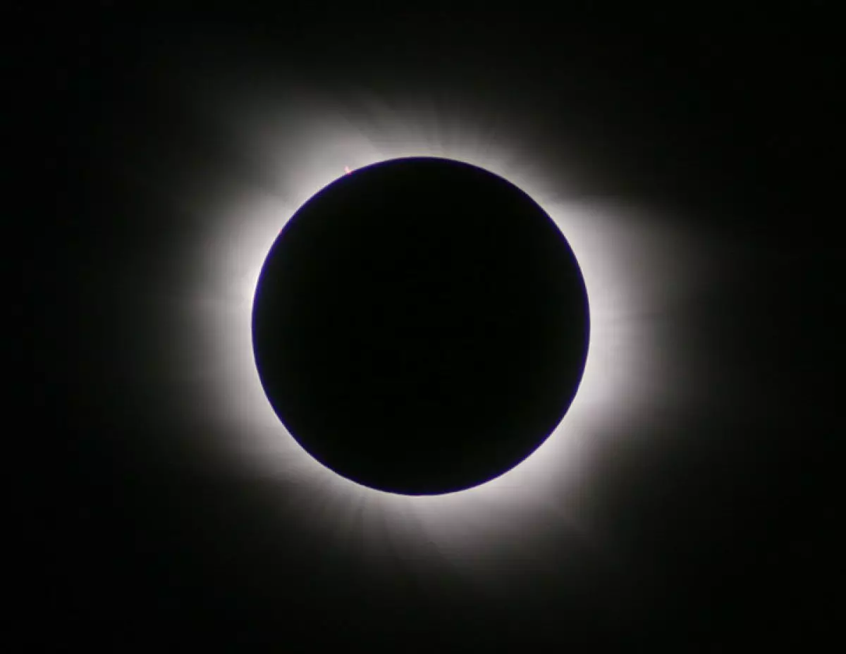 Saules Eclipse - kāpēc tas notiek