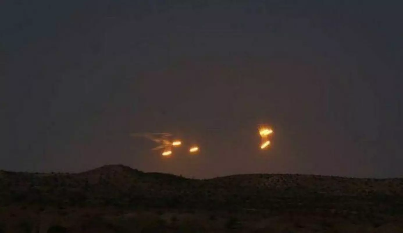 در کرچ، پسر متوجه UFO شد، یک عکس گرفت و رسانه ها را با مواد واقعی تکان داد