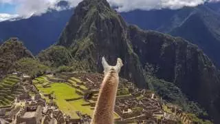 Turis memotret UFO ke Machu Picchu dan mengejutkan internet dengan fotonya