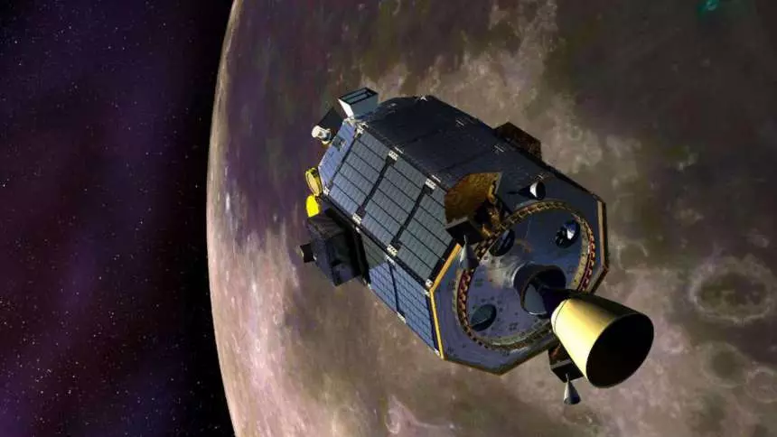 Ang satellite sa NASA LADEE nahulog sa lunar nga nawong