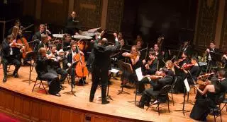 Orchestra - itumọ Loofta