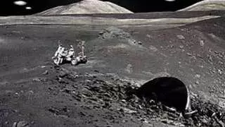 Các chuyên gia đánh vào vật thể trên Mặt trăng dưới miệng núi lửa Eitken