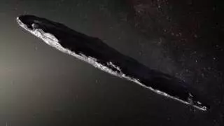 300 كيلومتر الكويكب الفحم يطير فوق النظام الشمسي