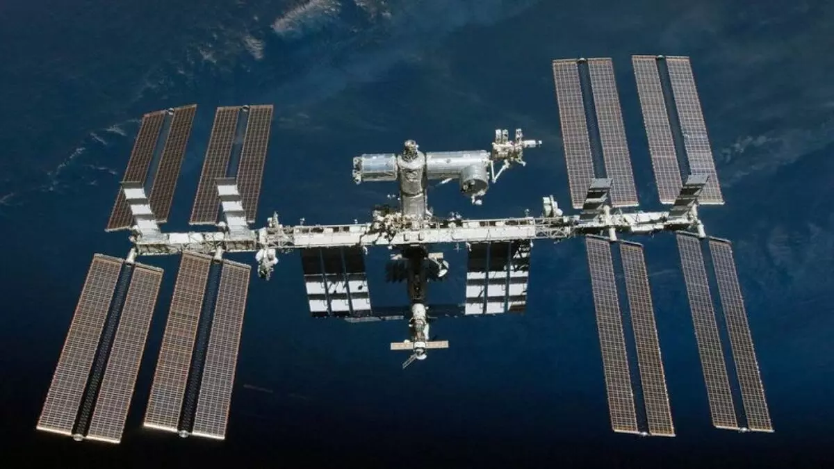 Rússia està esperant respostes de la NASA a les preguntes que es van fer sobre l'aparició d'olor de l'alcohol a la ISS després de la pols amb Dragon-2
