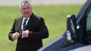 Dmitry Rogozin nanangana ny balafomanga voalohany tao anatin'ny enin-taona