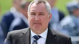 Dmitry Rogozin sing nyebutake kanggo mindhah roket lan industri ruang ing Siberia