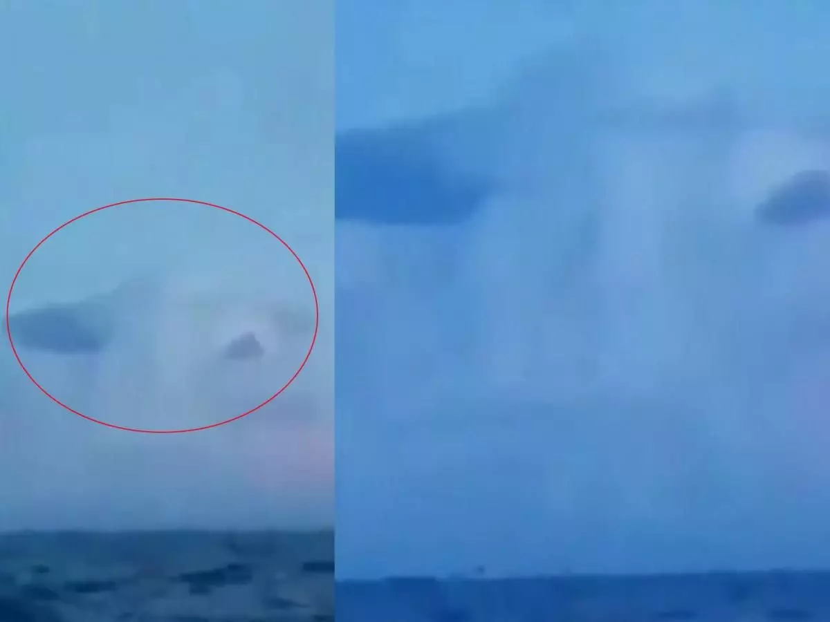 Over the Japanese Sea appeared UFO, which, the Ufologists consider, took water there