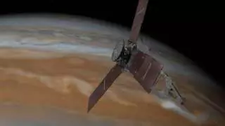 Espai d'espai no tripulat "Juno" preparat per a una reunió amb Júpiter