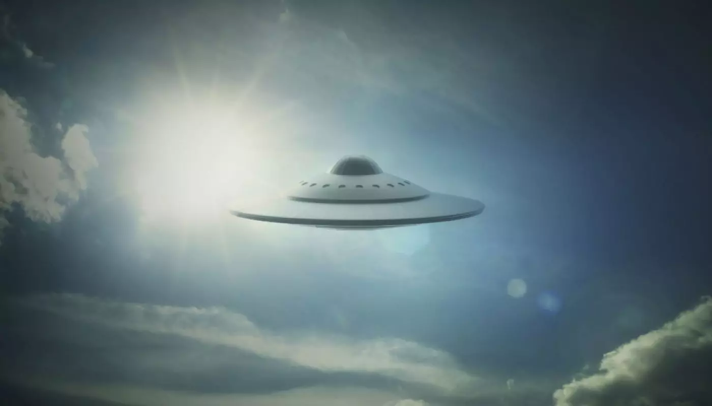 UFOren itxura guztiz izugarria Errusiako barrutik kendu zen, adituek zer zen ulertzen saiatzen ziren