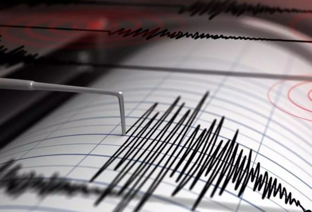 Ufologists percaya bahawa punca gempa di Indonesia adalah kejatuhan UFO