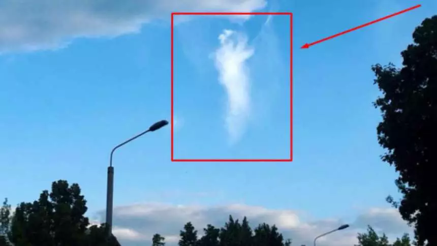 Yn Kiev merkte de himelske "Angel" opmurken