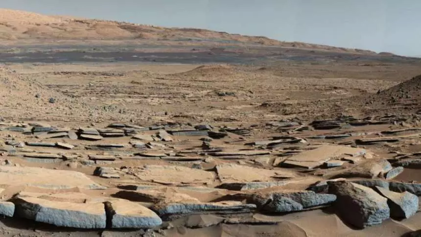 Rivers Martian bergerak kerikil untuk puluhan kilometer kerana kadar aliran yang tinggi