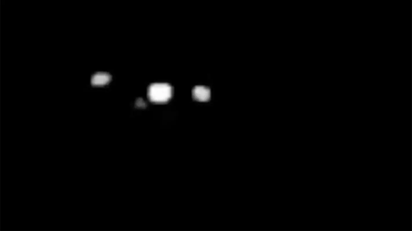 V Spojených štátoch v blízkosti vojenskej základne sa UFO videl z blízkeho dosahu, stlačte video a spôsobil bezprecedentnú rezonanciu v médiách