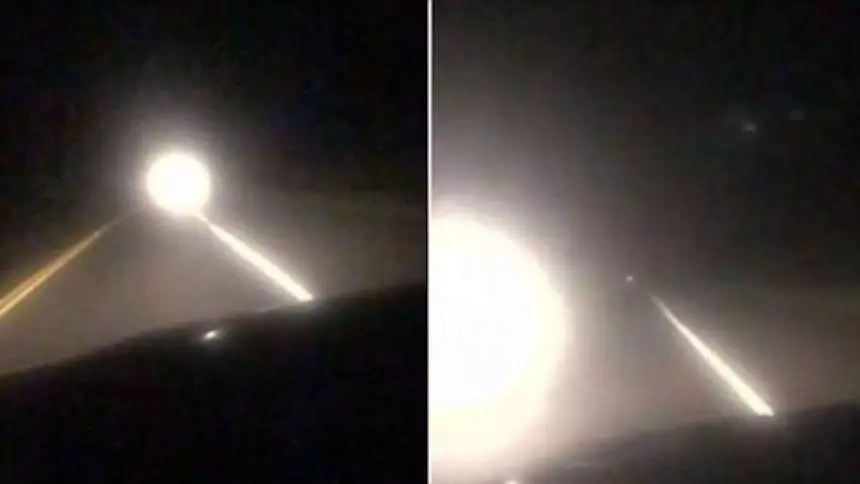 Di Maryland, pemandu kereta hampir tidak melarikan diri dengan perlanggaran dengan UFO