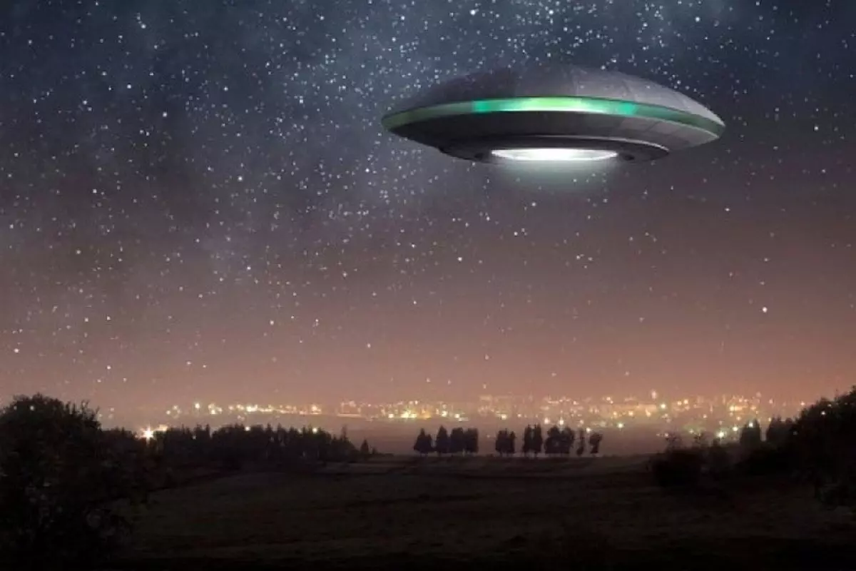 Conspiresch Studien ginn aus dem plötzlechen Doud vun zwee Experten op UFOs ofgeleet, déi pentagon op 2018 opgeriicht ginn