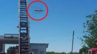 在烏茲別克斯坦拍攝了一個翅膀的UFO